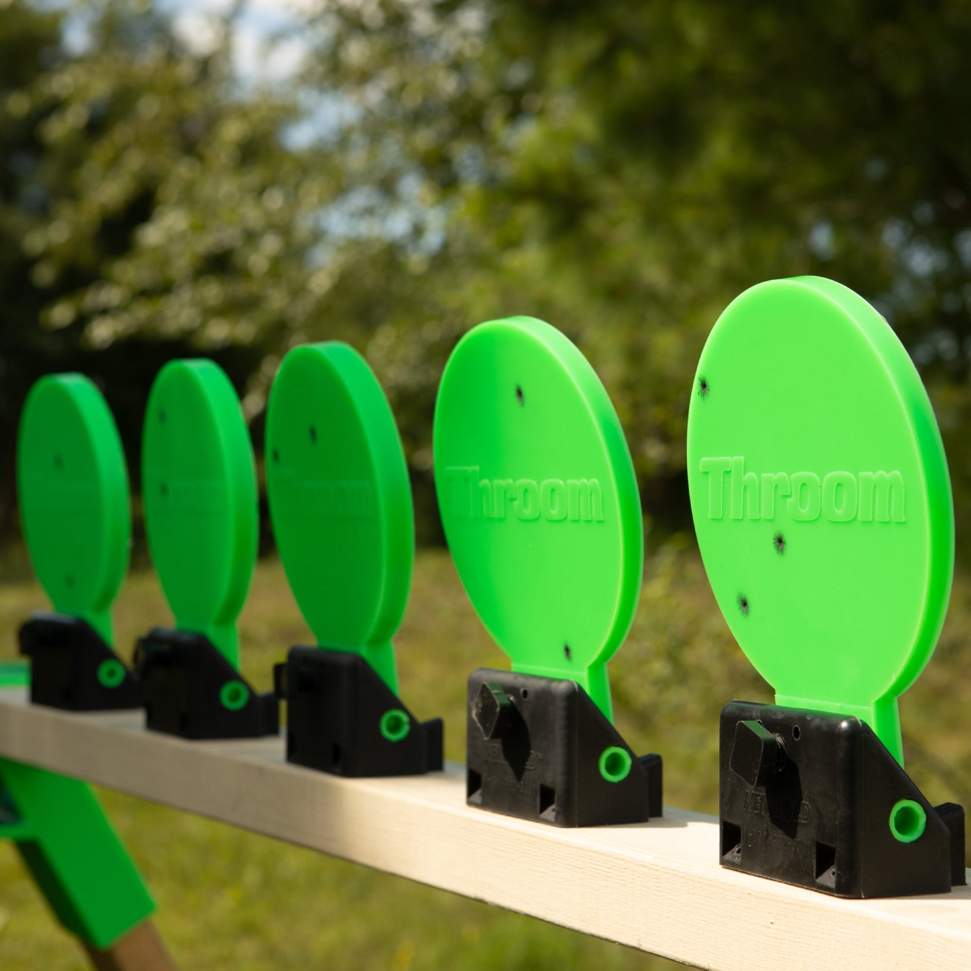 6” Round KNOCKDOWN™ Series Plate Rack — throomtargets